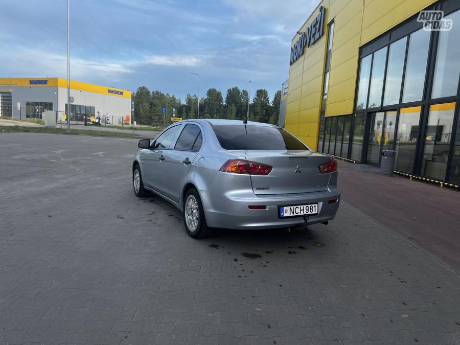 Mitsubishi Lancer 2008 in Vilnius, with an engine capacity of 1.80 L and mileage of 235 thousand km for 3200 €, photo 4 on AUTOMOTO.COM.LV