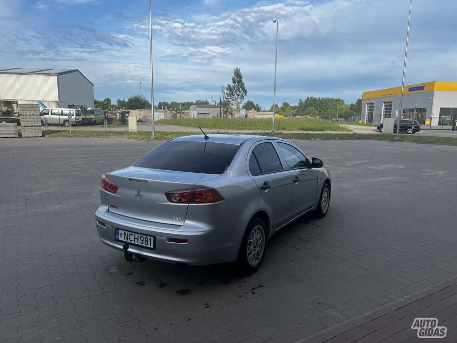 Mitsubishi Lancer 2008 in Vilnius, with an engine capacity of 1.80 L and mileage of 235 thousand km for 3200 €, photo 5 on AUTOMOTO.COM.LV