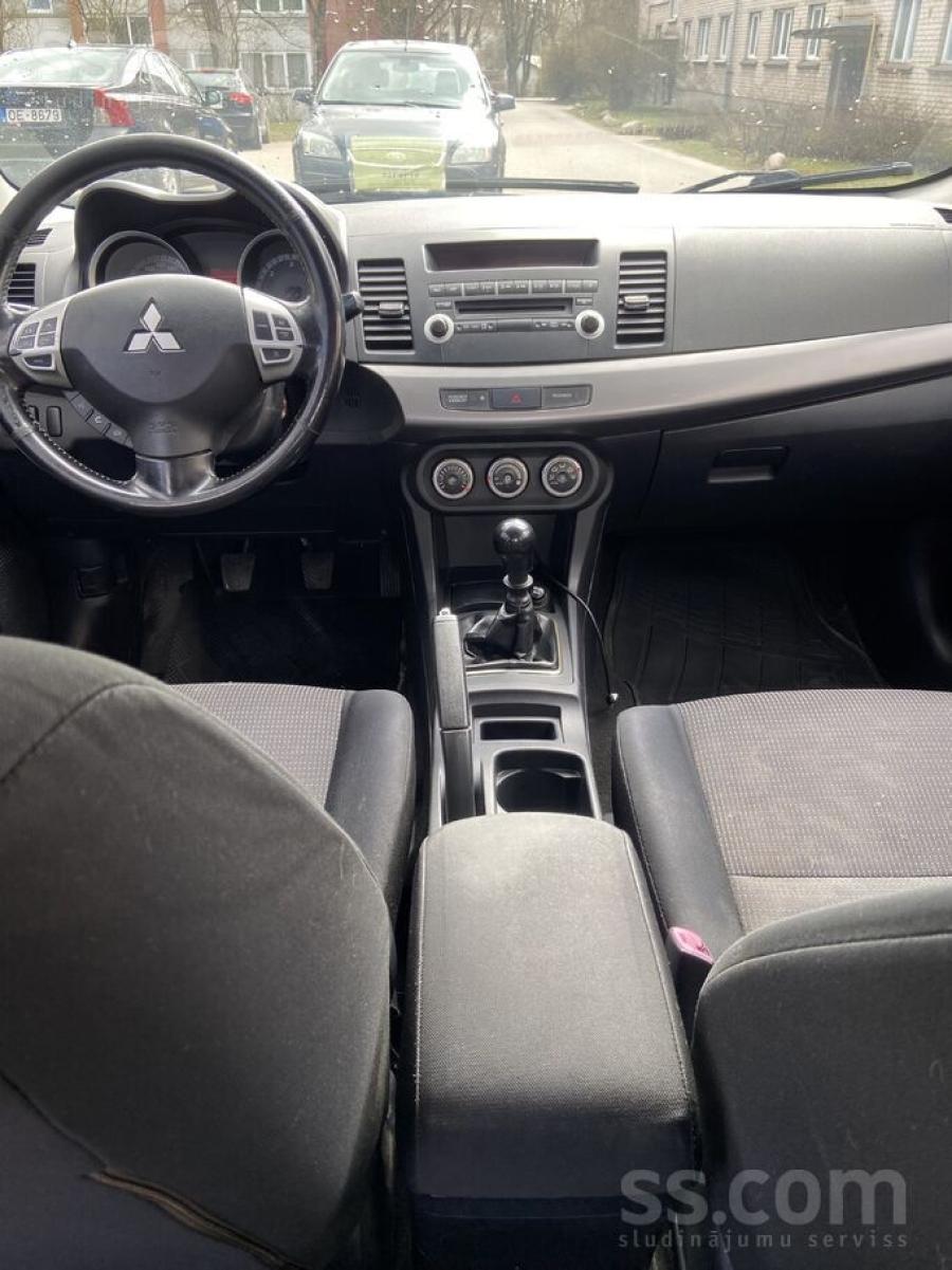 Mitsubishi Lancer 2008 in Tukums, with an engine capacity of 2.00 L and mileage of 370 thousand km for 1850 €, photo 13 on AUTOMOTO.COM.LV