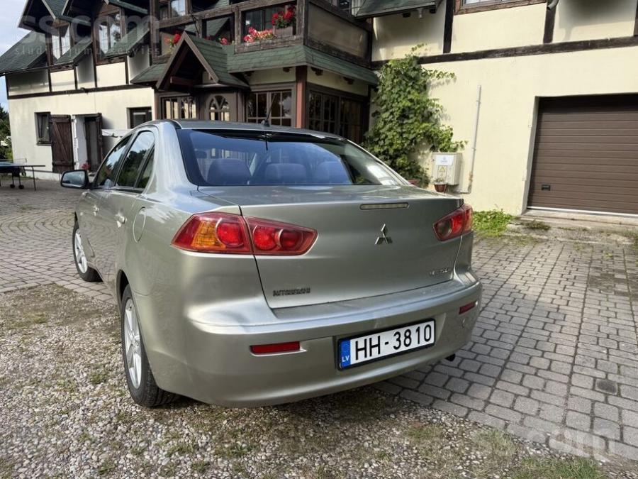 Mitsubishi Lancer 2008 in Riga, with an engine capacity of 1.50 L and mileage of 292 thousand km for 2369 €, photo 5 on AUTOMOTO.COM.LV