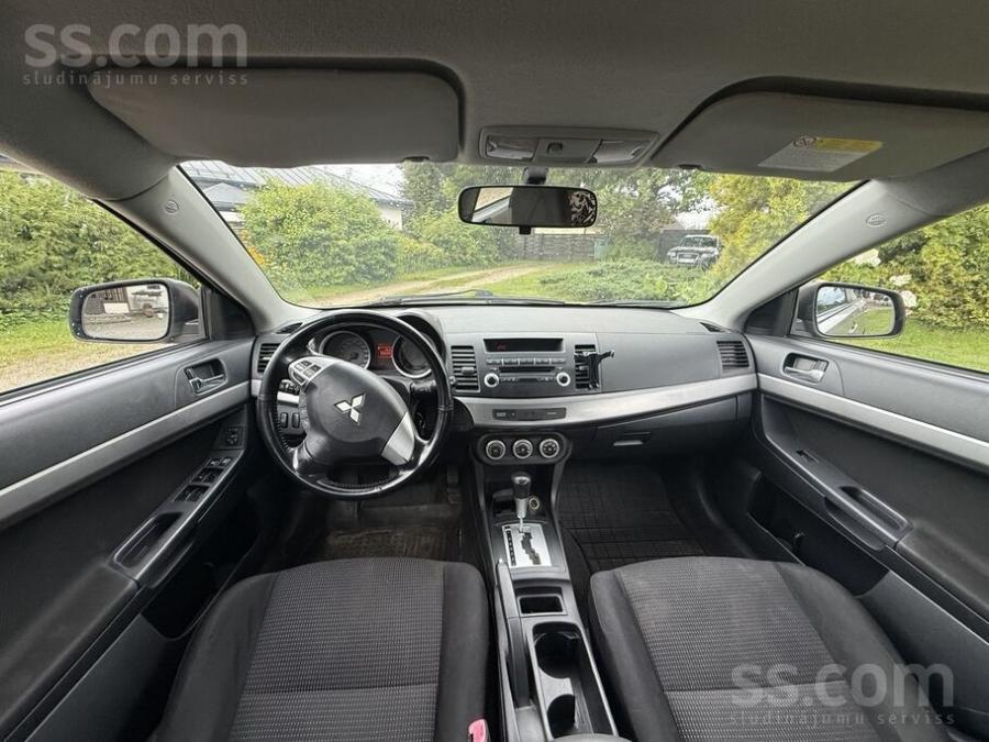 Mitsubishi Lancer 2008 in Riga, with an engine capacity of 1.50 L and mileage of 292 thousand km for 2369 €, photo 6 on AUTOMOTO.COM.LV