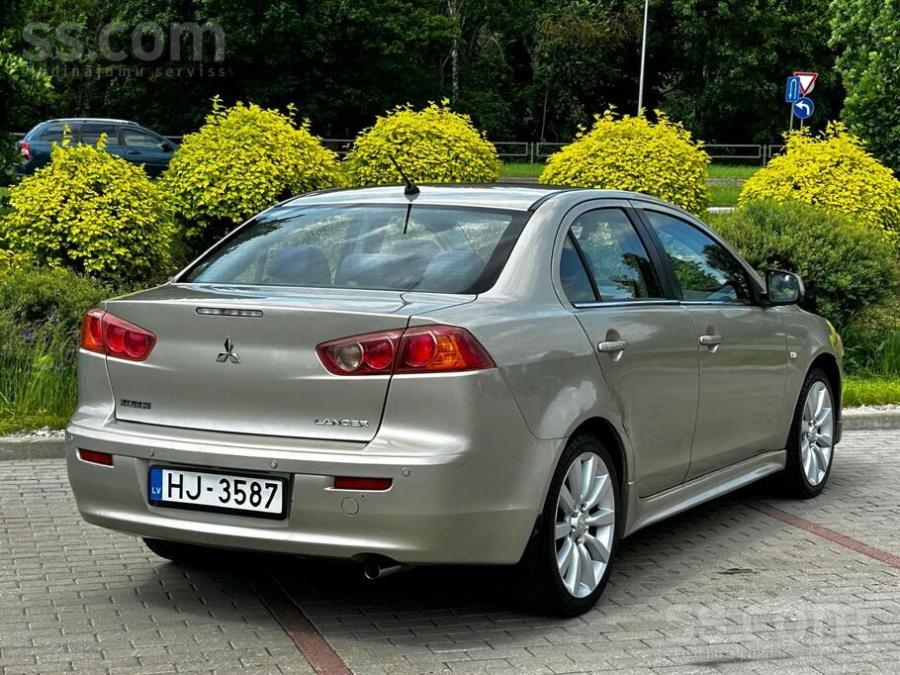 Mitsubishi Lancer 2009 Rīga, ar dzinēja tilpumu 1.80 L un nobraukumu 153 tūkst. km par 2300 €, foto 6 vietnē AUTOMOTO.COM.LV