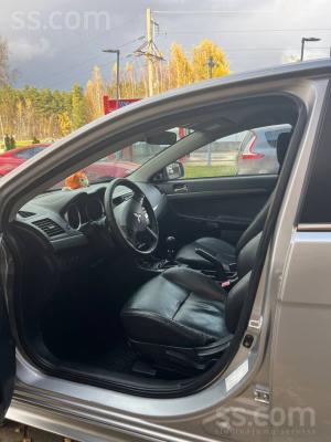 Mitsubishi Lancer 2010 Rīga, ar dzinēja tilpumu 2.00 L un nobraukumu 223 tūkst. km par 3700 €, foto 9 vietnē AUTOMOTO.COM.LV