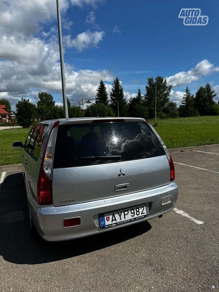 Mitsubishi Lancer 2004 in Kelme, with an engine capacity of 1.70 L and mileage of 156 thousand km for 2000 €, photo 6 on AUTOMOTO.COM.LV