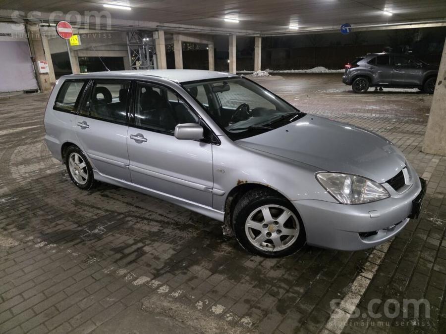 Mitsubishi Lancer 2008 in Riga, with an engine capacity of 1.60 L and mileage of 196 thousand km for 1300 €, photo 3 on AUTOMOTO.COM.LV