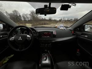 Белый Мицубиси Лансер 2012 в Рига, объемом двигателя 1.80 л и пробегом 217 тыс. км за 5500 €, фото 12 на AUTOMOTO.COM.LV