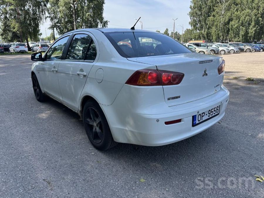 Balts Mitsubishi Lancer 2008 Rīga, ar dzinēja tilpumu 1.80 L un nobraukumu 0 tūkst. km par 990 €, foto 4 vietnē AUTOMOTO.COM.LV