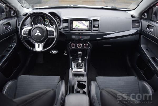 Balts Mitsubishi Lancer 2014 Rīga, ar dzinēja tilpumu 2.00 L un nobraukumu 117 tūkst. km par 34900 €, foto 4 vietnē AUTOMOTO.COM.LV