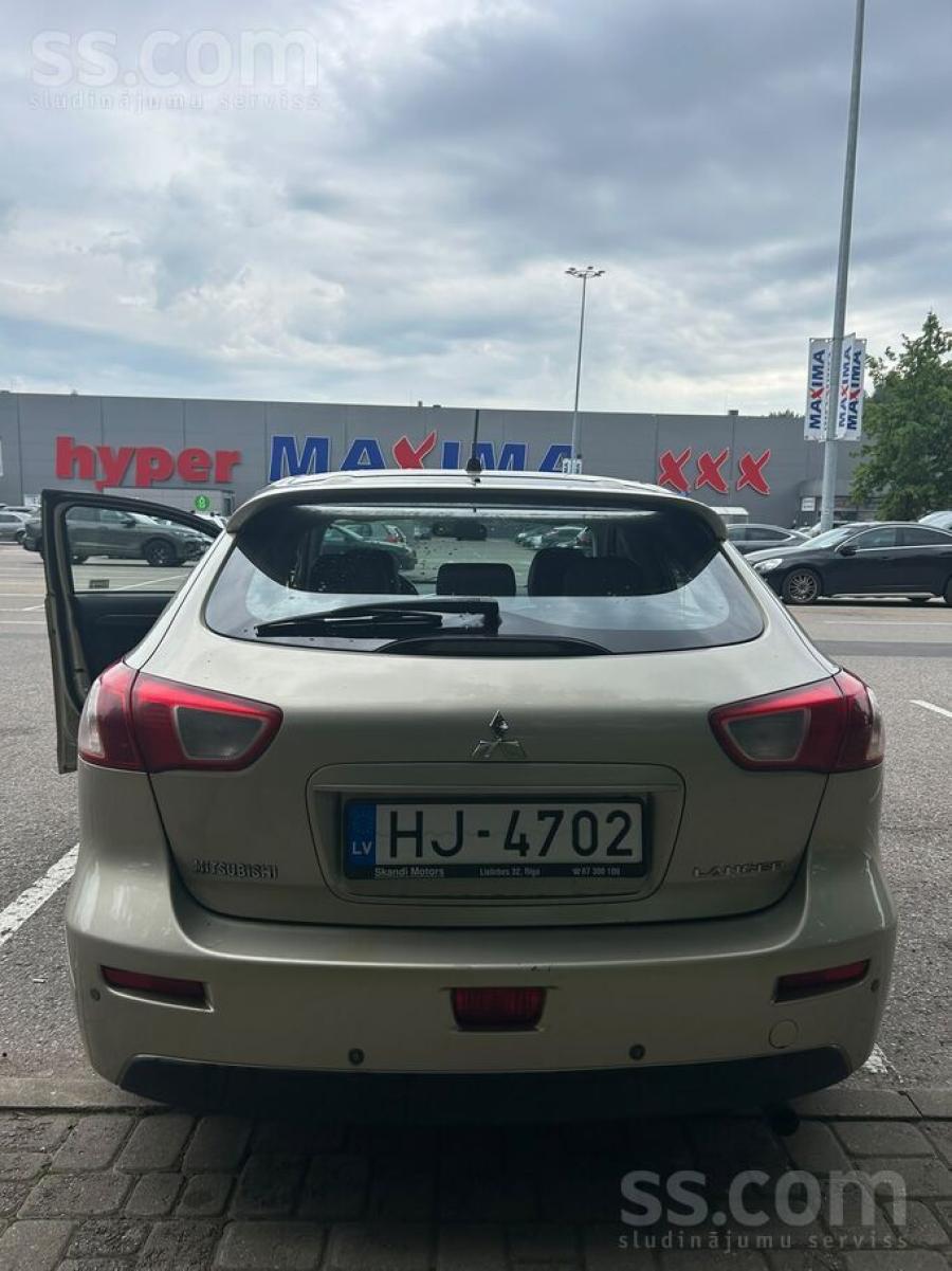 Dzeltens Mitsubishi Lancer 2009 Rīga, ar dzinēja tilpumu 1.80 L un nobraukumu 268 tūkst. km par 3000 €, foto 3 vietnē AUTOMOTO.COM.LV
