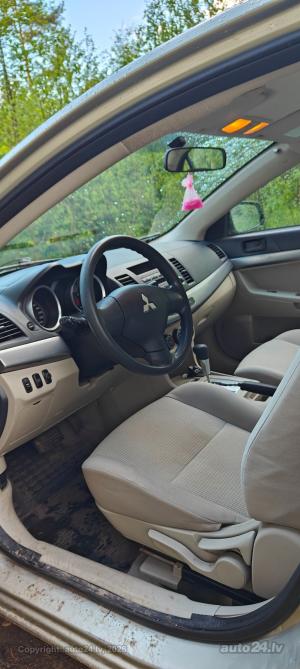 Dzeltens Mitsubishi Lancer 2008 Tallina, ar dzinēja tilpumu 1.50 L un nobraukumu 208 tūkst. km par 2500 €, foto 6 vietnē AUTOMOTO.COM.LV