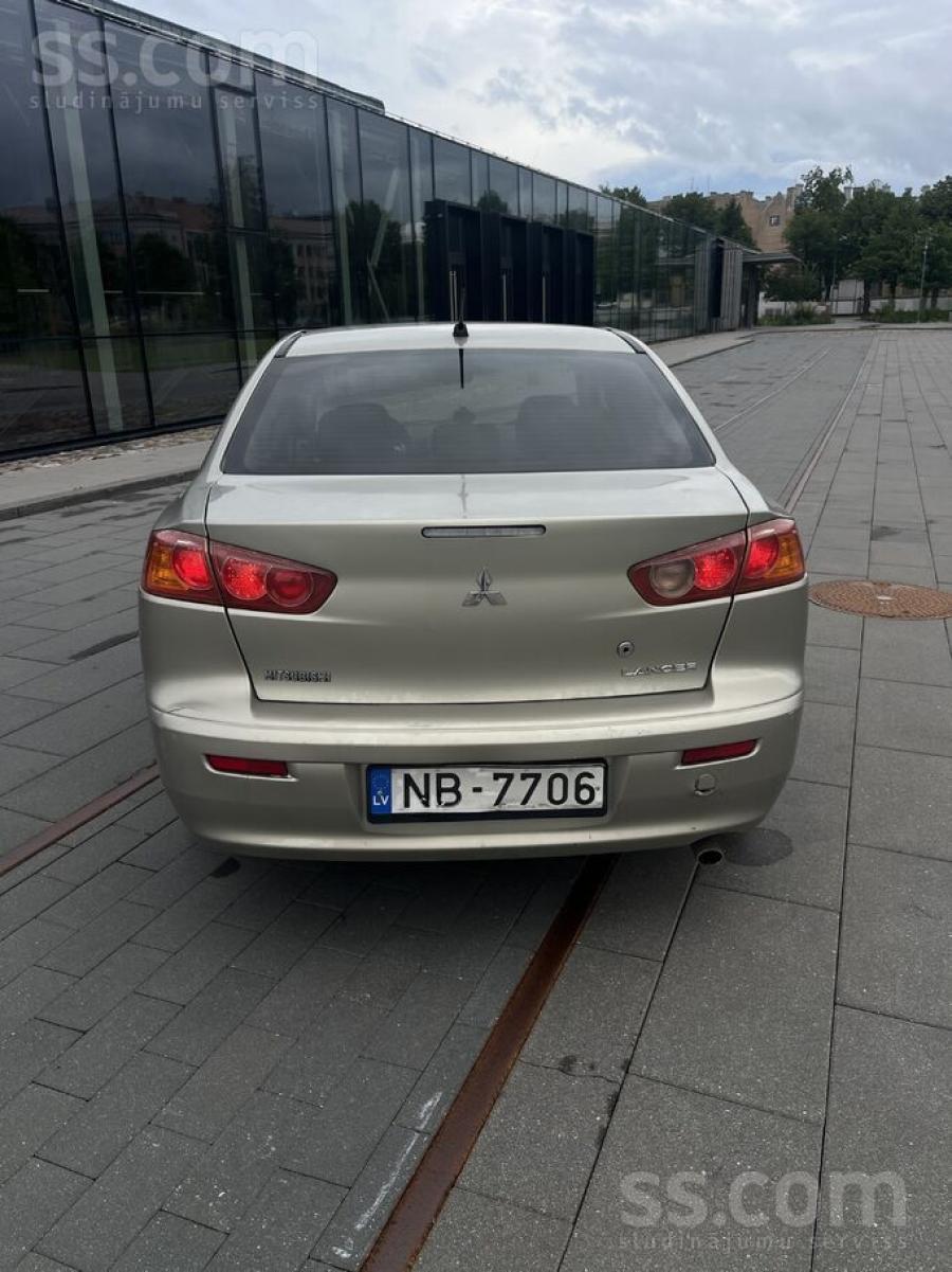 Dzeltens Mitsubishi Lancer 2008 Rīga, ar dzinēja tilpumu 1.80 L un nobraukumu 382 tūkst. km par 2000 €, foto 4 vietnē AUTOMOTO.COM.LV