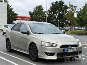 Yellow Mitsubishi Lancer 2008 in Riga, with an engine capacity of 1.80 L and mileage of 380 thousand km for 1600 €, photo 3 on AUTOMOTO.COM.LV