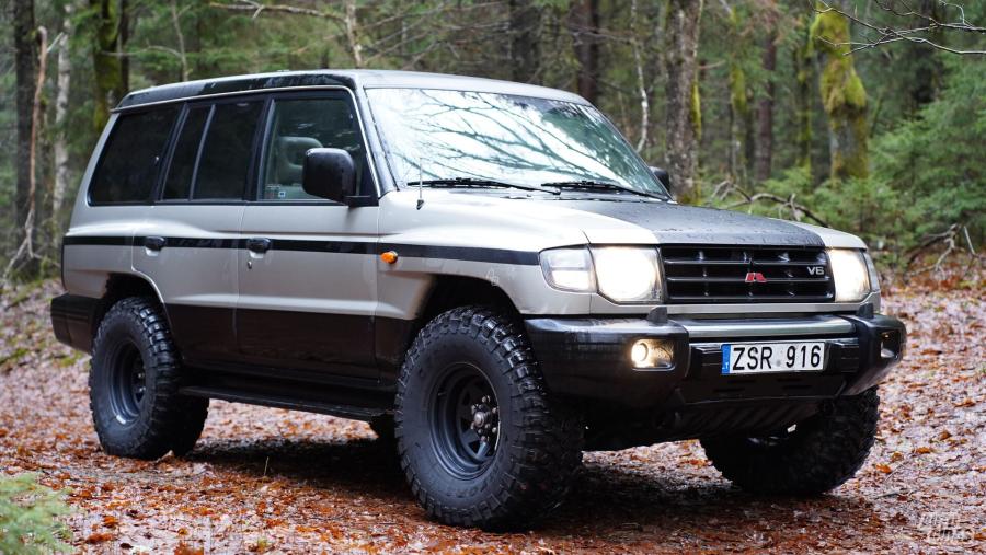 Mitsubishi Montero 1999 Plungė, ar dzinēja tilpumu 3.50 L un nobraukumu 160 tūkst. km par 7000 €, foto 17 vietnē AUTOMOTO.COM.LV