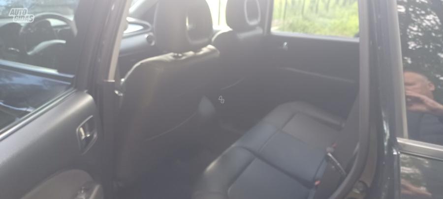 Melns Mitsubishi Outlander 2003 Viļņa, ar dzinēja tilpumu 2.00 L un nobraukumu 128 tūkst. km par 3950 €, foto 15 vietnē AUTOMOTO.COM.LV