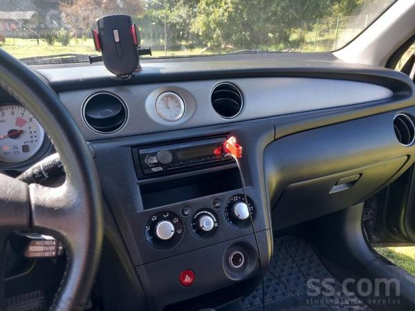 Melns Mitsubishi Outlander 2005 Dobele, ar dzinēja tilpumu 2.40 L un nobraukumu 220 tūkst. km par 800 €, foto 6 vietnē AUTOMOTO.COM.LV