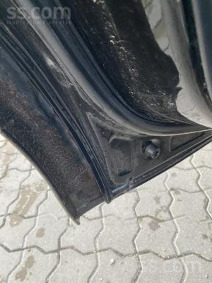 Melns Mitsubishi Outlander 2006 Liepāja, ar dzinēja tilpumu 2.40 L un nobraukumu 279 tūkst. km par 2000 €, foto 16 vietnē AUTOMOTO.COM.LV