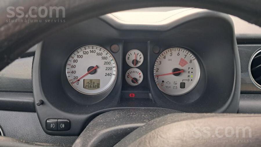 Melns Mitsubishi Outlander 2007 Rīga, ar dzinēja tilpumu 2.40 L un nobraukumu 258 tūkst. km par 1750 €, foto 5 vietnē AUTOMOTO.COM.LV