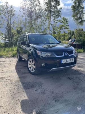 Melns Mitsubishi Outlander 2007 Šalčininkai, ar dzinēja tilpumu 1.97 L un nobraukumu 320 tūkst. km par 3300 €, foto  vietnē AUTOMOTO.COM.LV
