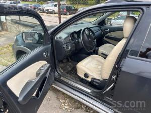 Black Mitsubishi Outlander 2007 in Riga, with an engine capacity of 2.40 L and mileage of 287 thousand km for 1400 €, photo 7 on AUTOMOTO.COM.LV