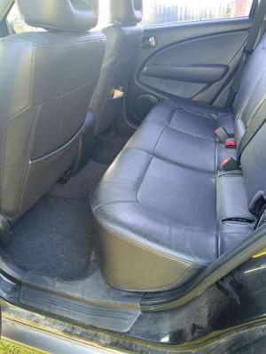 Black Mitsubishi Outlander 2007 in Kretinga, with an engine capacity of 2.38 L and mileage of 222 thousand km for 2000 €, photo 8 on AUTOMOTO.COM.LV