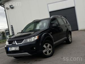 Melns Mitsubishi Outlander 2007 Rīga, ar dzinēja tilpumu 2.00 L un nobraukumu 352 tūkst. km par 2090 €, foto  vietnē AUTOMOTO.COM.LV