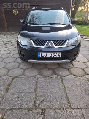 Melns Mitsubishi Outlander 2007 Jūrmala, ar dzinēja tilpumu 2.00 L un nobraukumu 225 tūkst. km par 2800 €, foto  vietnē AUTOMOTO.COM.LV