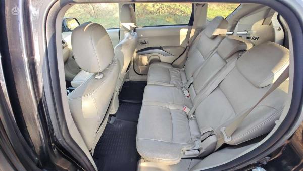 Melns Mitsubishi Outlander 2008 Viļņa, ar dzinēja tilpumu 2.20 L un nobraukumu 384 tūkst. km par 3150 €, foto 11 vietnē AUTOMOTO.COM.LV