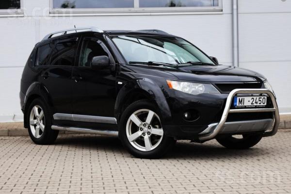 Melns Mitsubishi Outlander 2008 Rīga, ar dzinēja tilpumu 2.40 L un nobraukumu 0 tūkst. km par 2995 €, foto 2 vietnē AUTOMOTO.COM.LV