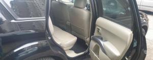 Melns Mitsubishi Outlander 2008 Viļņa, ar dzinēja tilpumu 2.36 L un nobraukumu 137 tūkst. km par 5400 €, foto 5 vietnē AUTOMOTO.COM.LV