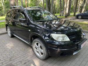 Черный Мицубиси Аутлендер 2008 в Паланга, объемом двигателя 2.40 л и пробегом 226 тыс. км за 1750 €, фото 4 на AUTOMOTO.COM.LV