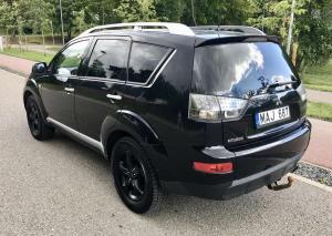 Melns Mitsubishi Outlander 2008 Viļņa, ar dzinēja tilpumu 2.18 L un nobraukumu 306 tūkst. km par 3950 €, foto 5 vietnē AUTOMOTO.COM.LV