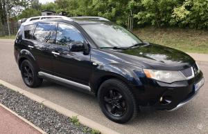 Melns Mitsubishi Outlander 2008 Viļņa, ar dzinēja tilpumu 2.18 L un nobraukumu 306 tūkst. km par 3950 €, foto 8 vietnē AUTOMOTO.COM.LV