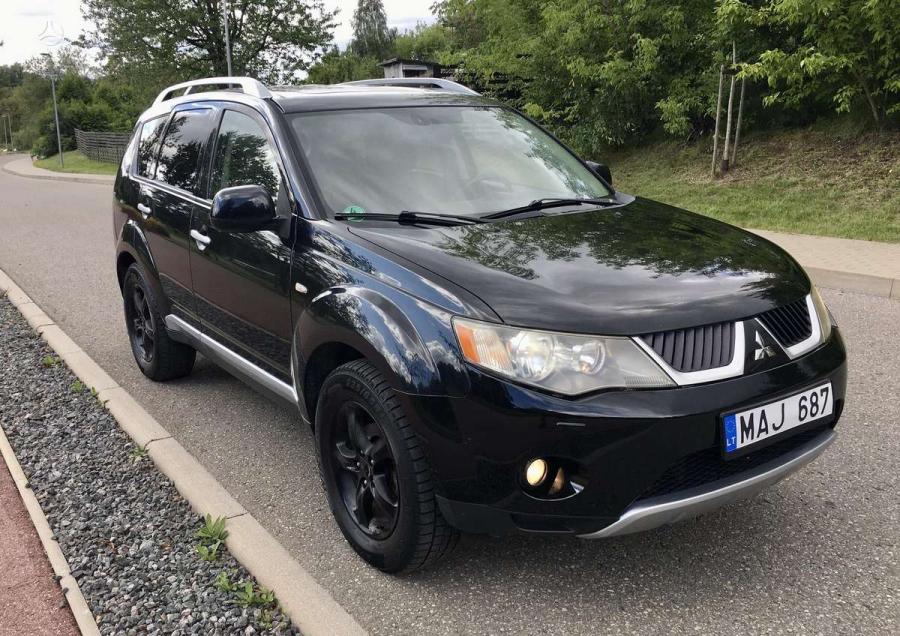 Melns Mitsubishi Outlander 2008 Viļņa, ar dzinēja tilpumu 2.18 L un nobraukumu 306 tūkst. km par 3950 €, foto 9 vietnē AUTOMOTO.COM.LV