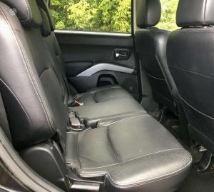 Melns Mitsubishi Outlander 2008 Viļņa, ar dzinēja tilpumu 2.18 L un nobraukumu 306 tūkst. km par 3950 €, foto 12 vietnē AUTOMOTO.COM.LV