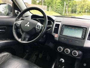 Melns Mitsubishi Outlander 2008 Viļņa, ar dzinēja tilpumu 2.18 L un nobraukumu 306 tūkst. km par 3950 €, foto 15 vietnē AUTOMOTO.COM.LV