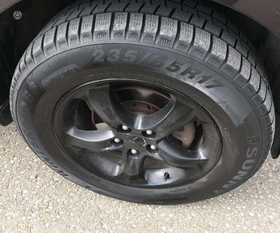 Melns Mitsubishi Outlander 2008 Viļņa, ar dzinēja tilpumu 2.18 L un nobraukumu 306 tūkst. km par 3950 €, foto 17 vietnē AUTOMOTO.COM.LV