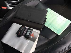 Melns Mitsubishi Outlander 2008 Viļņa, ar dzinēja tilpumu 2.18 L un nobraukumu 306 tūkst. km par 3950 €, foto 18 vietnē AUTOMOTO.COM.LV