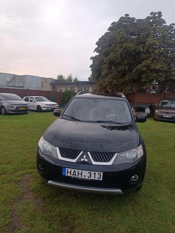 Melns Mitsubishi Outlander 2008 Marijampole, ar dzinēja tilpumu 2.20 L un nobraukumu 310 tūkst. km par 2799 €, foto 1 vietnē AUTOMOTO.COM.LV