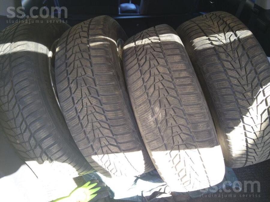 Melns Mitsubishi Outlander 2008 Rīga, ar dzinēja tilpumu 2.00 L un nobraukumu 310 tūkst. km par 2700 €, foto 8 vietnē AUTOMOTO.COM.LV