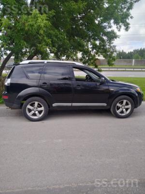 Melns Mitsubishi Outlander 2008 Rīga, ar dzinēja tilpumu 2.00 L un nobraukumu 310 tūkst. km par 2700 €, foto 10 vietnē AUTOMOTO.COM.LV