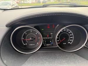 Black Mitsubishi Outlander 2009 in Marijampole, with an engine capacity of 2.00 L and mileage of 229 thousand km for 3350 €, photo 11 on AUTOMOTO.COM.LV