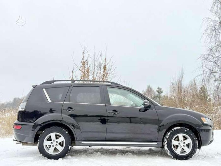 Melns Mitsubishi Outlander 2011 Šauļi, ar dzinēja tilpumu 2.20 L un nobraukumu 226 tūkst. km par 7650 €, foto 14 vietnē AUTOMOTO.COM.LV