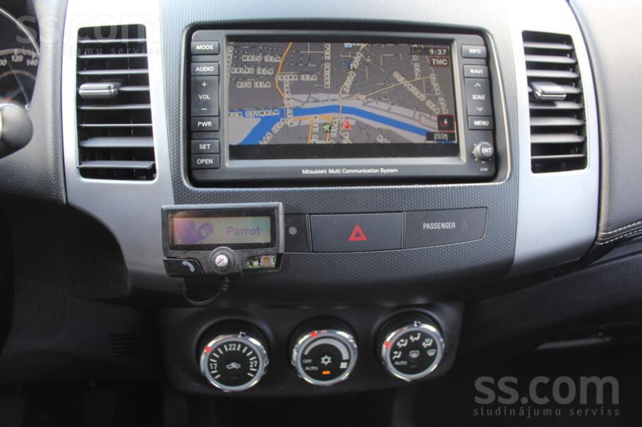 Melns Mitsubishi Outlander 2011 Liepāja, ar dzinēja tilpumu 2.30 L un nobraukumu 327 tūkst. km par 4650 €, foto 13 vietnē AUTOMOTO.COM.LV