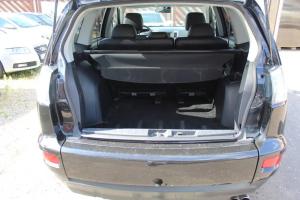 Black Mitsubishi Outlander 2011 in Liepaja, with an engine capacity of 2.30 L and mileage of 327 thousand km for 4650 €, photo 6 on AUTOMOTO.COM.LV