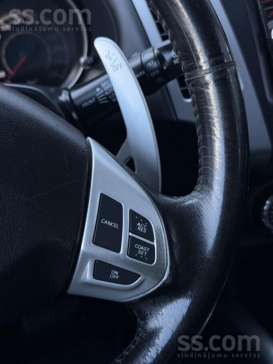 Melns Mitsubishi Outlander 2011 Rīga, ar dzinēja tilpumu 2.20 L un nobraukumu 309 tūkst. km par 3680 €, foto 19 vietnē AUTOMOTO.COM.LV