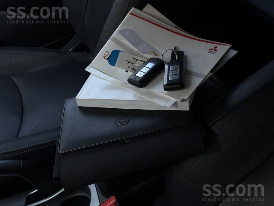 Melns Mitsubishi Outlander 2011 Tukums, ar dzinēja tilpumu 2.20 L un nobraukumu 227 tūkst. km par 6599 €, foto 21 vietnē AUTOMOTO.COM.LV