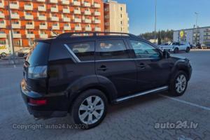 Black Mitsubishi Outlander 2012 in Tallinn, with an engine capacity of 2.20 L and mileage of 283 thousand km for 4950 €, photo 5 on AUTOMOTO.COM.LV
