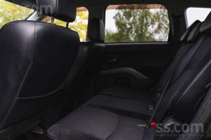 Black Mitsubishi Outlander 2012 in Riga, with an engine capacity of 2.20 L and mileage of 356 thousand km for 4250 €, photo 17 on AUTOMOTO.COM.LV