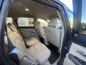 Black Mitsubishi Outlander 2012 in Riga, with an engine capacity of 2.20 L and mileage of 300 thousand km for 4350 €, photo 8 on AUTOMOTO.COM.LV