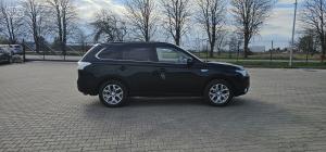 Melns Mitsubishi Outlander 2013 Kauņa, ar dzinēja tilpumu 2.00 L un nobraukumu 300 tūkst. km par 6850 €, foto 9 vietnē AUTOMOTO.COM.LV